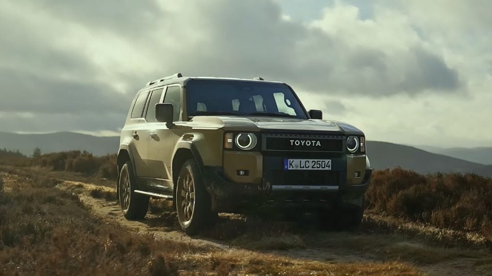 4Runner vs. Land Cruiser: Which Toyota SUV Should You Choose?