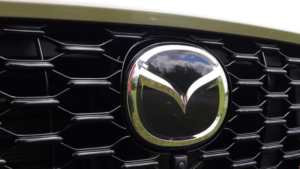 Driving the 2025 Mazda CX-70 PHEV: An Enthusiast’s Review - Neftin ...